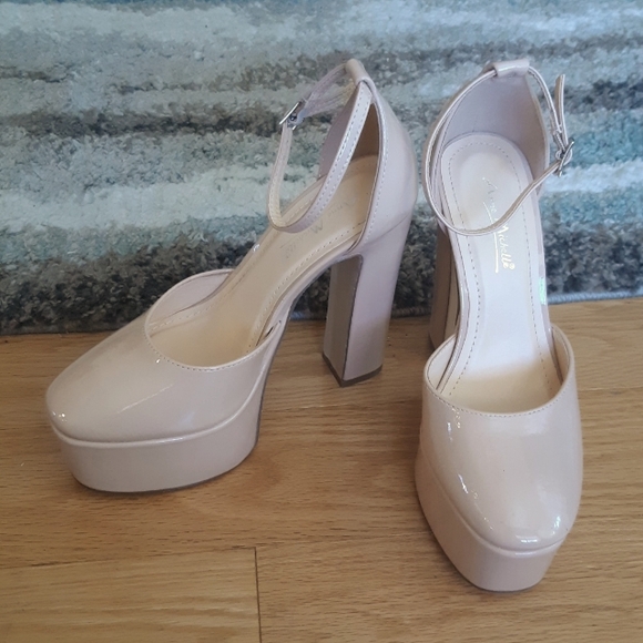 Anne Michelle | Shoes | Anne Michelle Reese Platform Chunky Heels Nwot ...